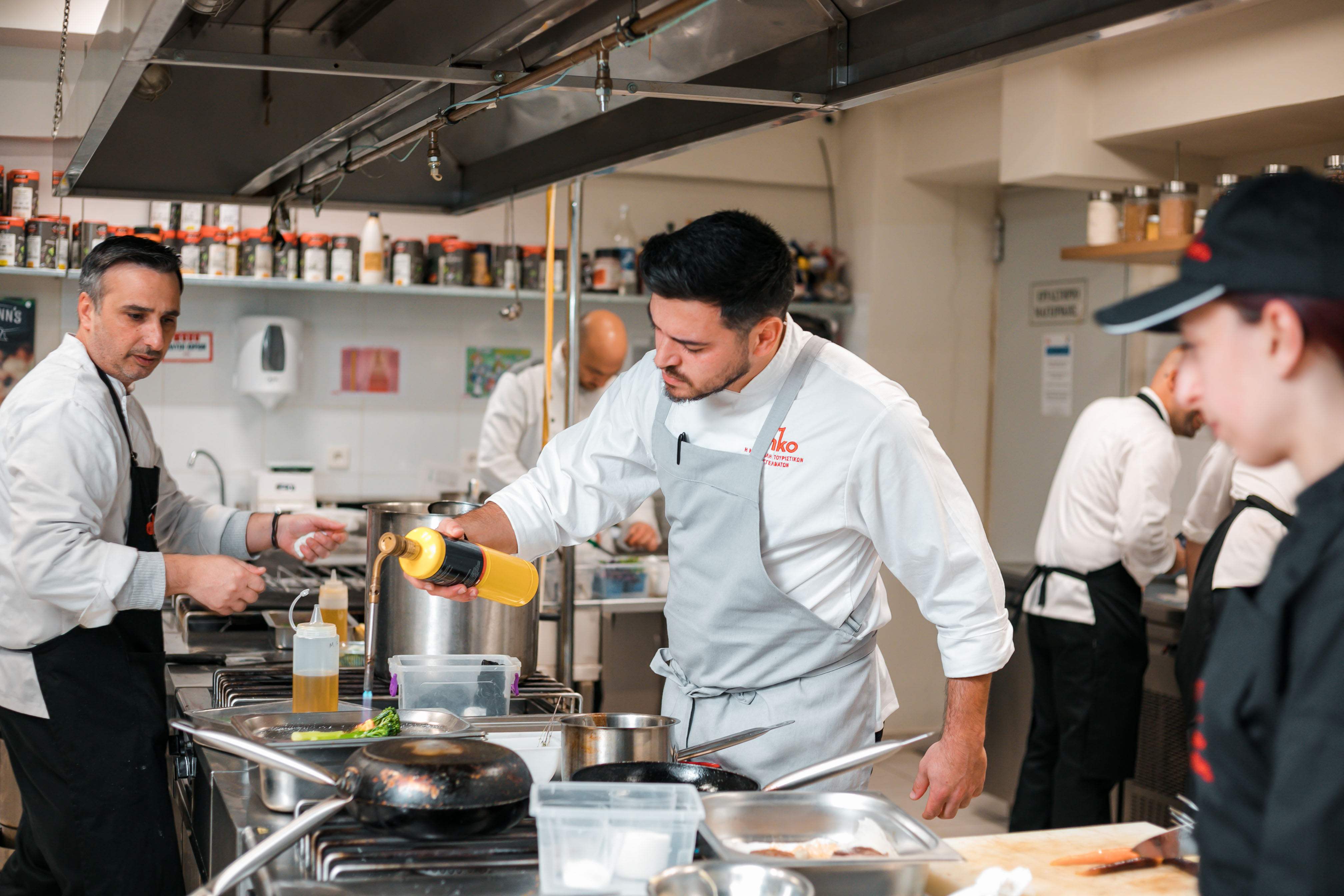 Μαγειρική Chef Gourmet / Τμήματα Μετεκπαίδευσης | ANKO - Η Νο. 1 Σχολή ...
